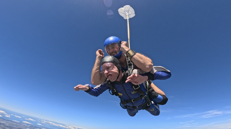 Local Legend Ross ‘Mad Dog’ King Completes 18,000ft Skydive
